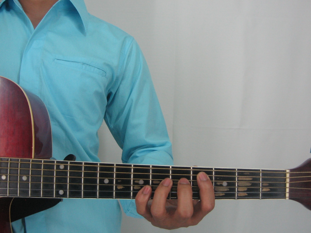 Guitar Bender: Proper Hand Positioning