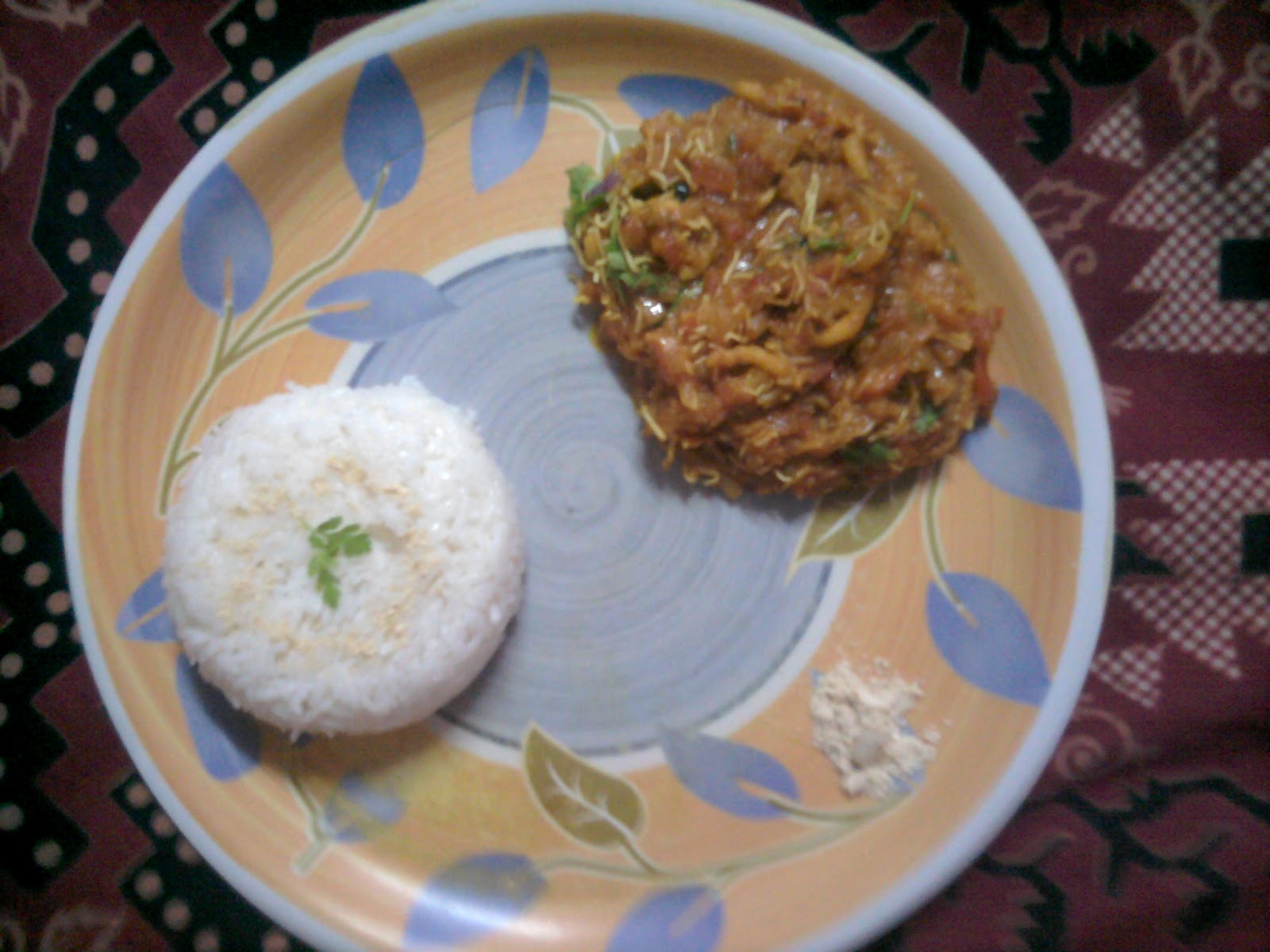 Supriya's Rasoi: Sev Tomato curry (sev tamato nu shaak)