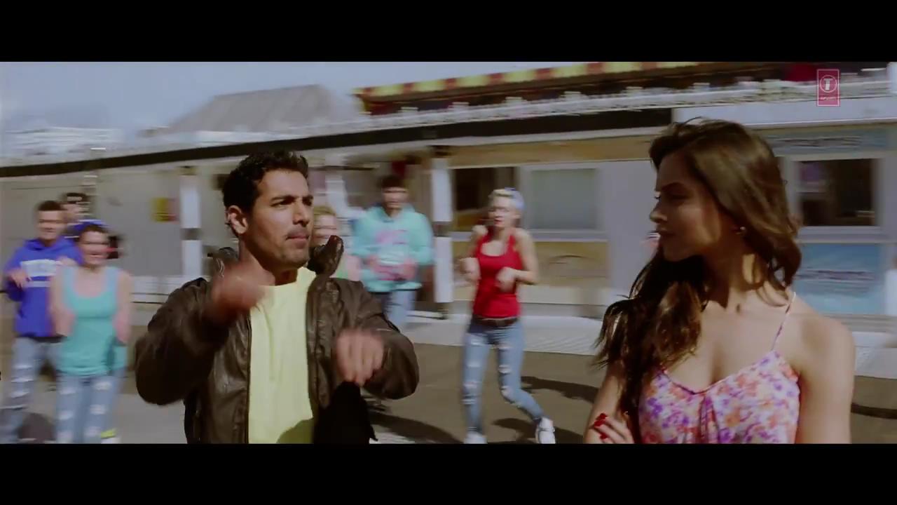 Bollywood World HD: Jhak Maar Ke (Full Original Song) Desi Boyz -John Abraham, Deepika Padukone ...