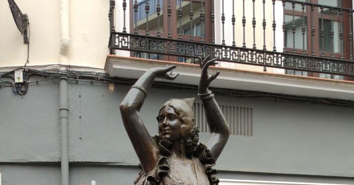 Monumentos Sevilla: Pastora Imperio