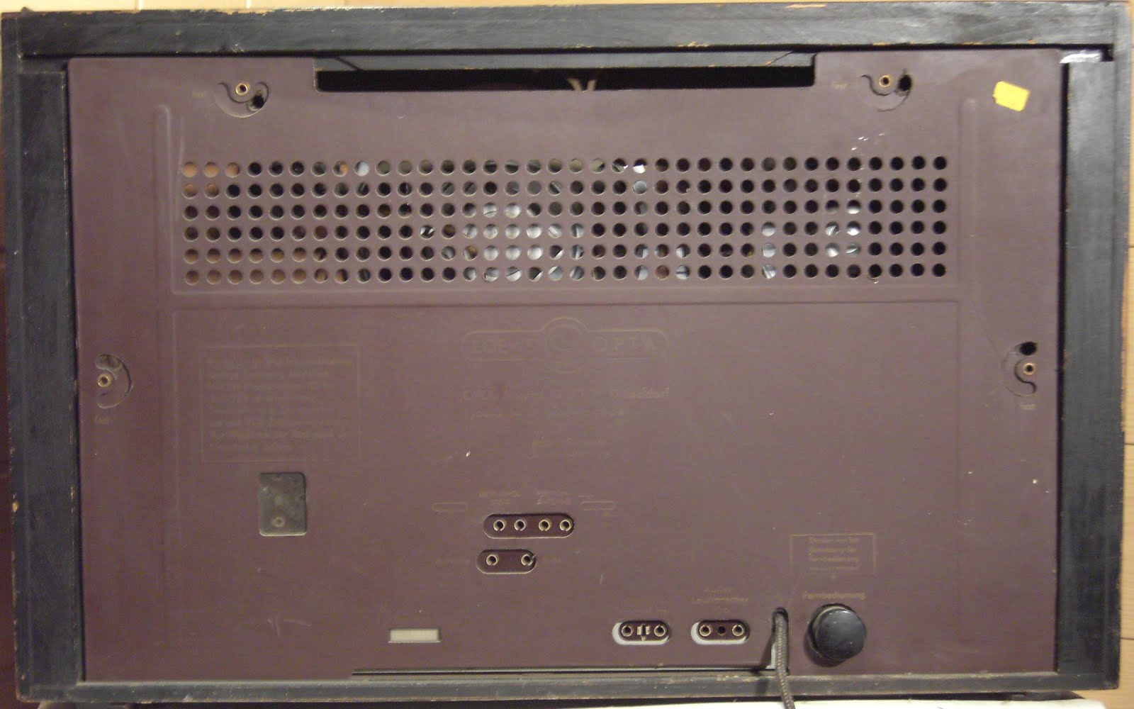 Nobbys Dampfradio-Sammlung: LOEWE-OPTA Rheinland