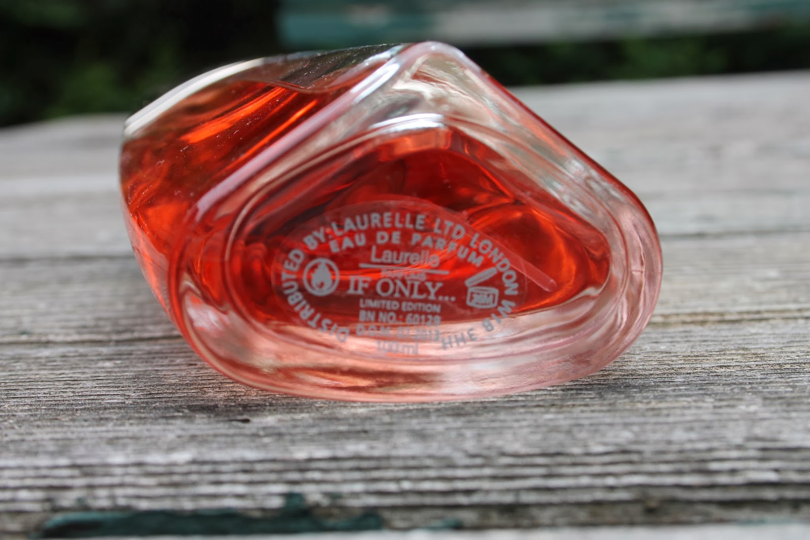 THE FASHION LOOKOUT: Laurelle Perfumes Review