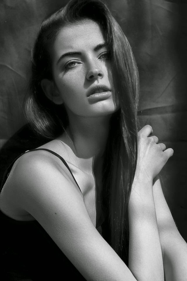 Hoa Hậu Áo Dài: Anna Zayachkivska Miss World Ukraine 2013 - Modeling career