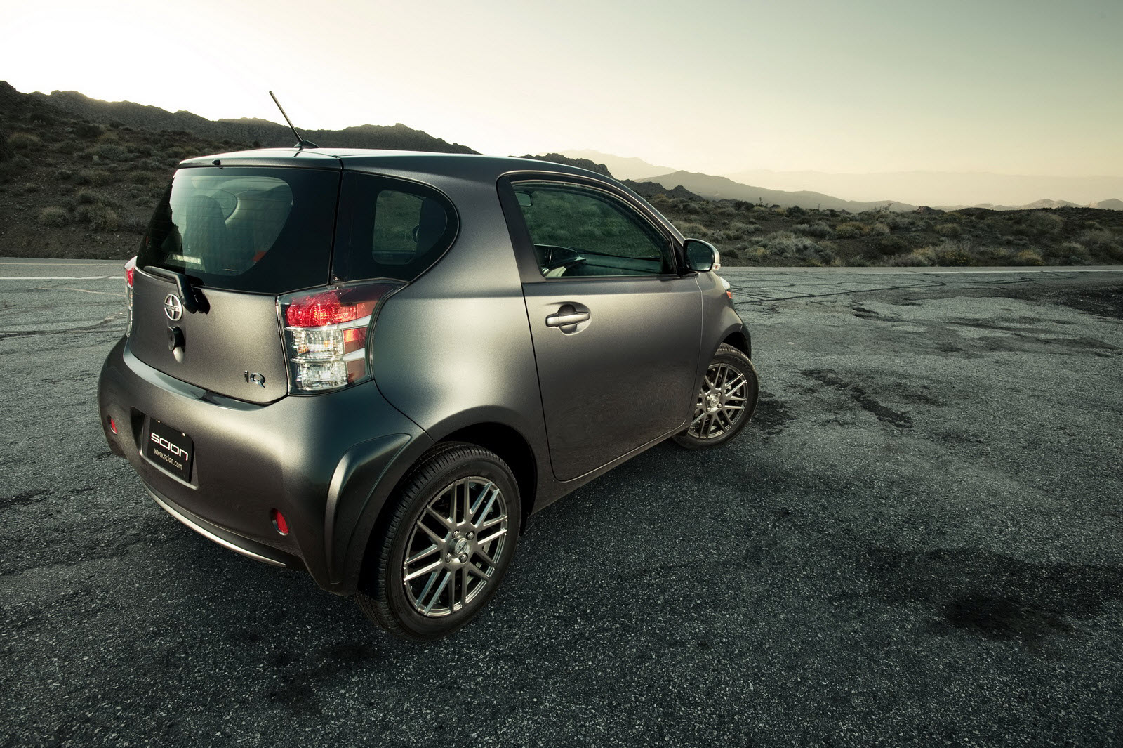 2012 Scion iQ : Premium micro-subcompact is world’s smallest four ...
