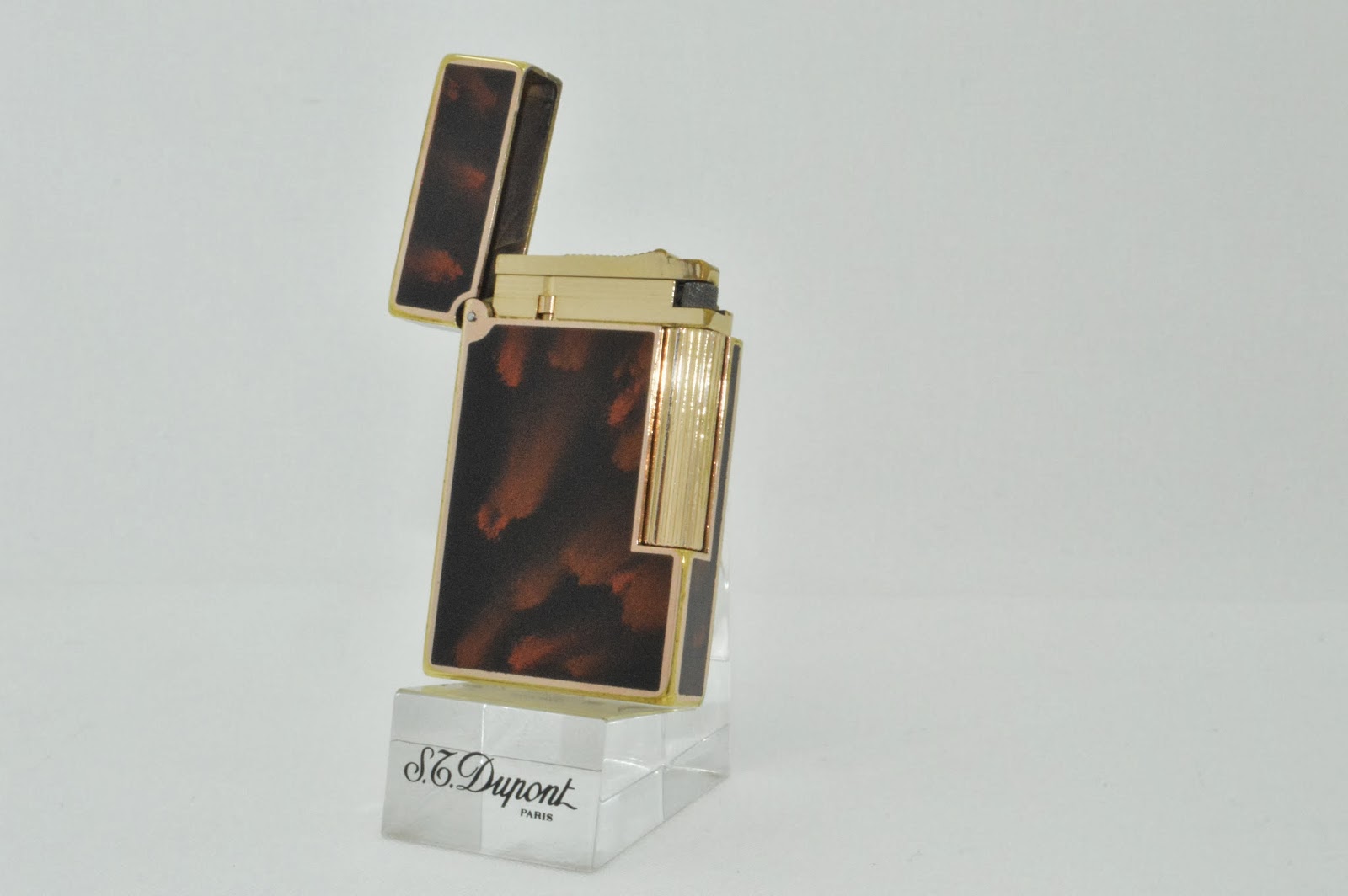 ziq S.T. DUPONT collections: ORIGINAL S.T.DUPONT LINE 2 GOLD WITH BLACK ...