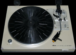 stereonomono - audio Hi Fi Compendium - 14 years on-line: Akai AP-B20