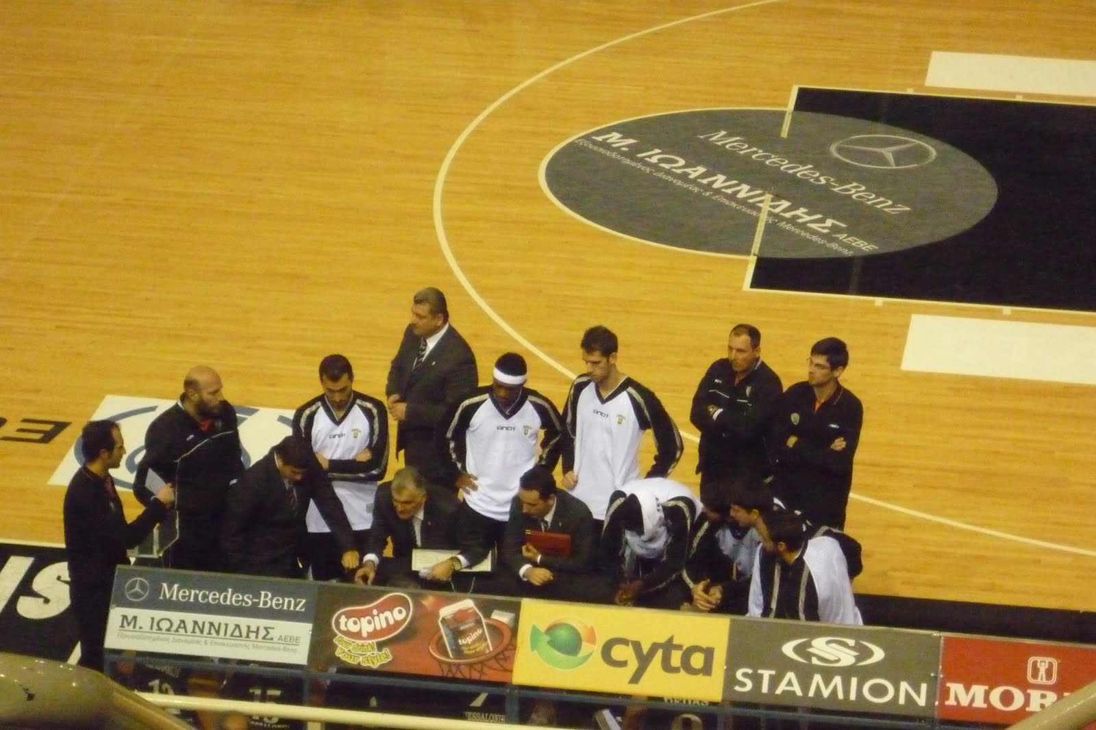 BLACK n' WHITE WORLD: Μπάσκετ