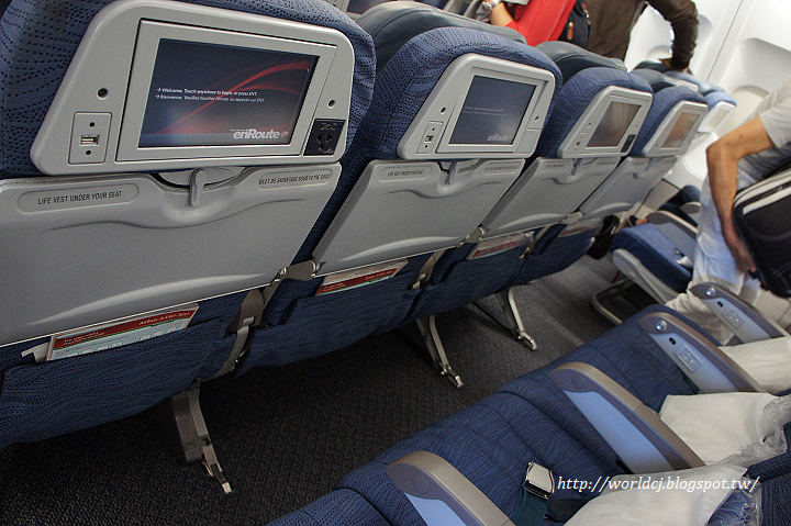 茗閒情 悠遊心: 加拿大航空 Air Canada A330-300 - AC4（東京成田-溫哥華）