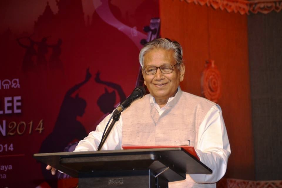 Writers Forum U.K: Emient author Prof. Manoj Das's new book released at ...