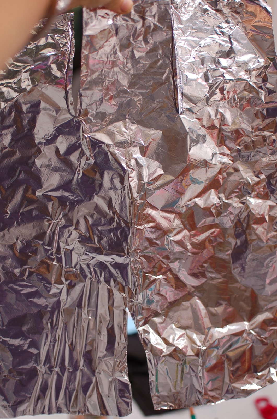 Sunnyside Art House: Winter Olympics Lesson - Part One (Tin Foil Trophies)