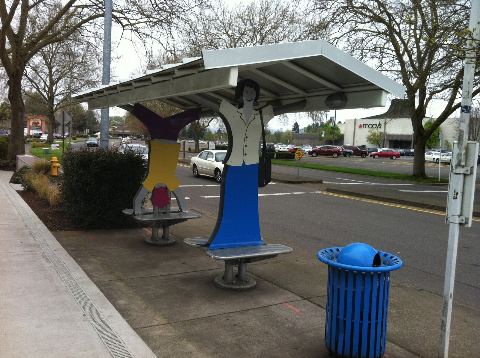 RANTINGS OF A FORMER TRIMET BUS DRIVER: Good Bus Stop Design - in Eugene