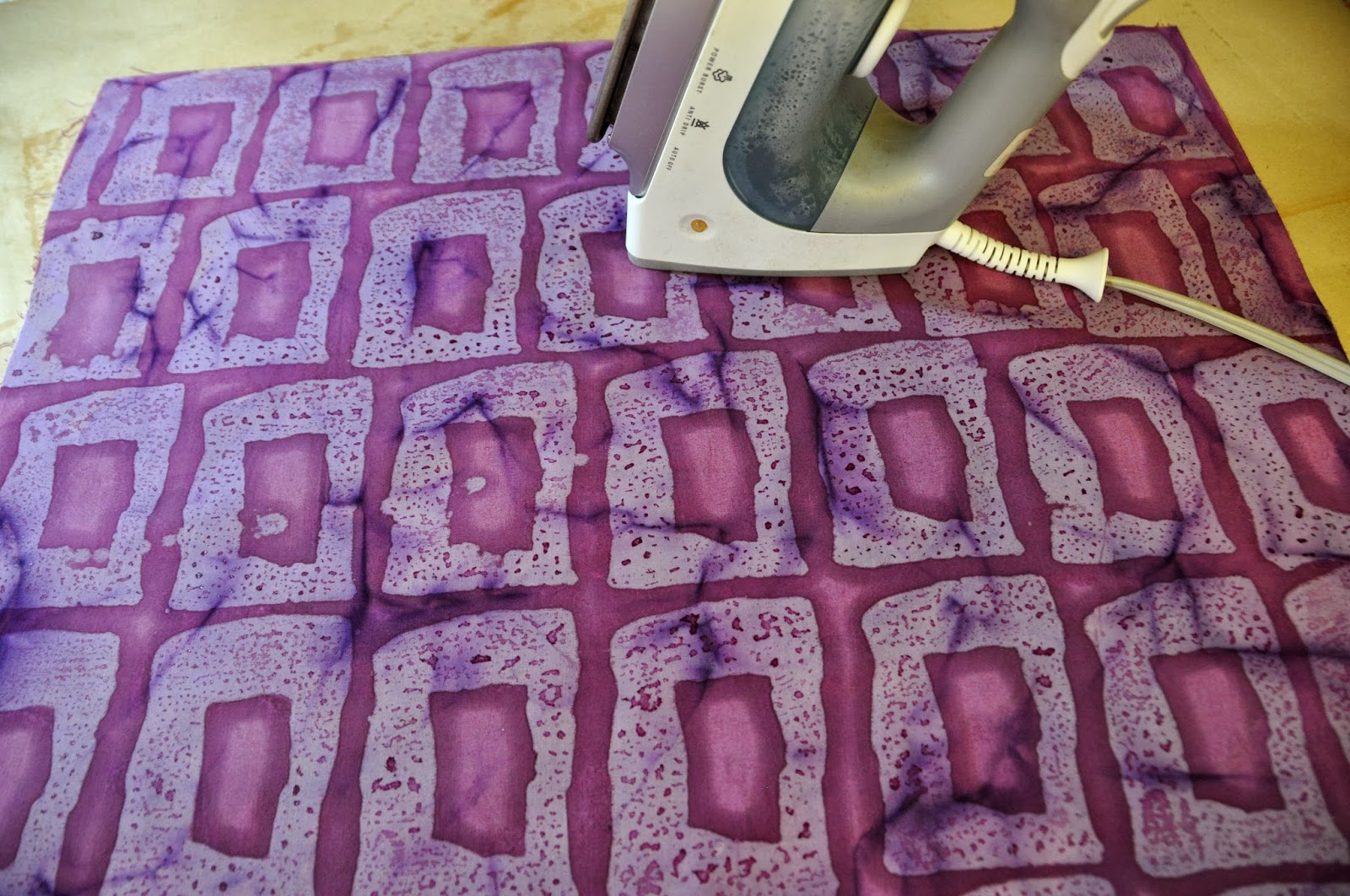 LuAnn Kessi: Soy Wax Batik.....Part 3