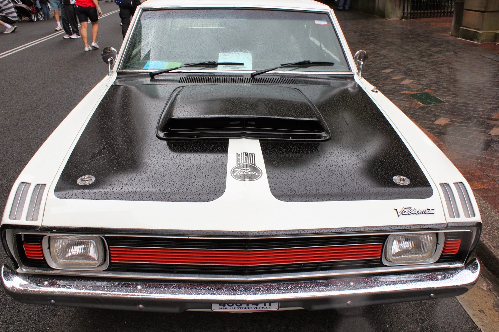 Aussie Old Parked Cars: 1970 Chrysler VG Valiant Pacer 360 Hardtop