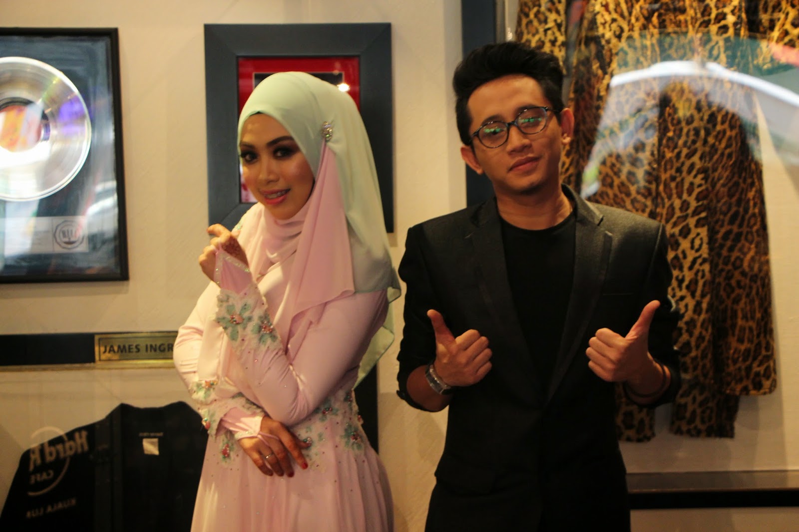 Tasha Manshahar dan Syed Shamim Lancar Album Our Song - BLOG BUDAK PACAK