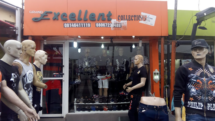 Boutique for gucci|versace|nike-grand excellent collections