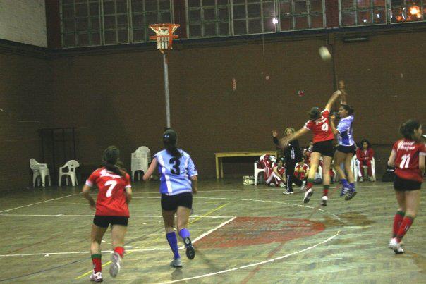 Para nosotras, una pasión.: Que es el cestoball?