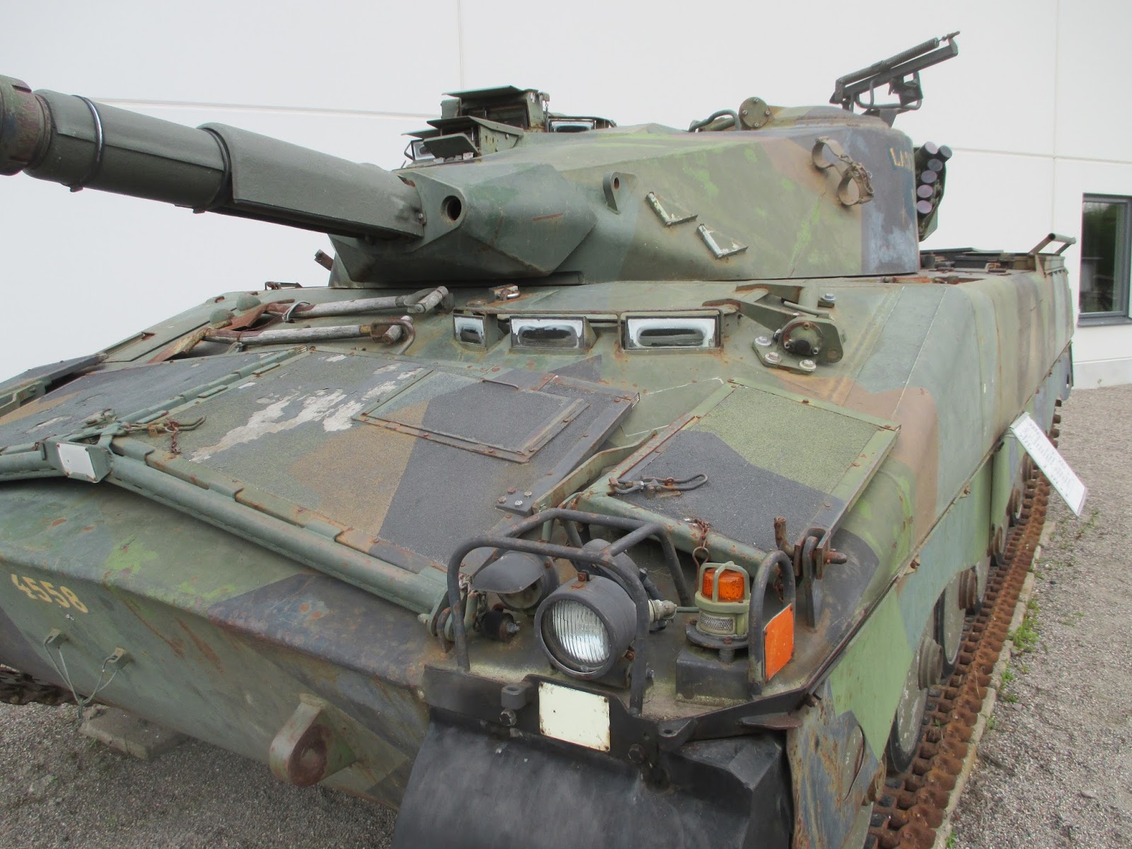 The Miniatures Man: A trip to Arsenalen – The Swedish Tank Museum ...