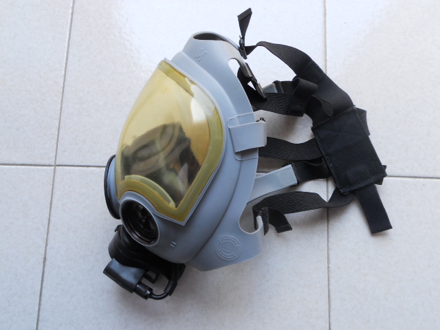 beijingbikes: U.S. Navy/Air Force MCU-2/P Chemical and Biological Gas ...