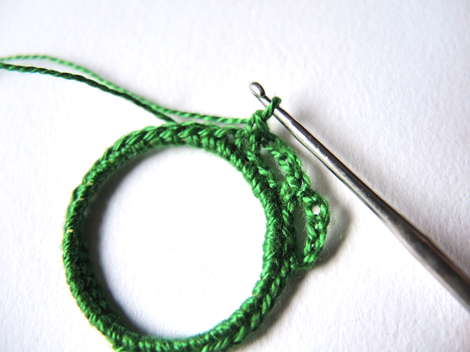 Moois van ' M(i)e': DIY gehaakte hoops / crocheted hoops
