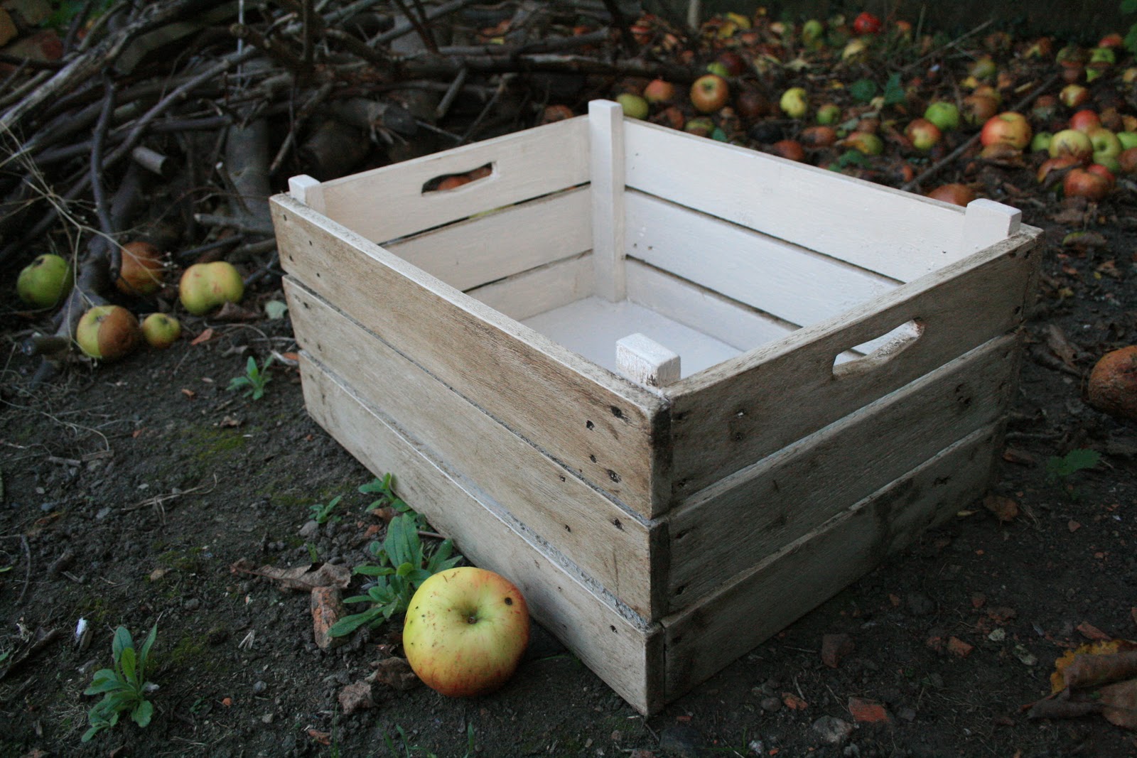 grow: Orchard crate