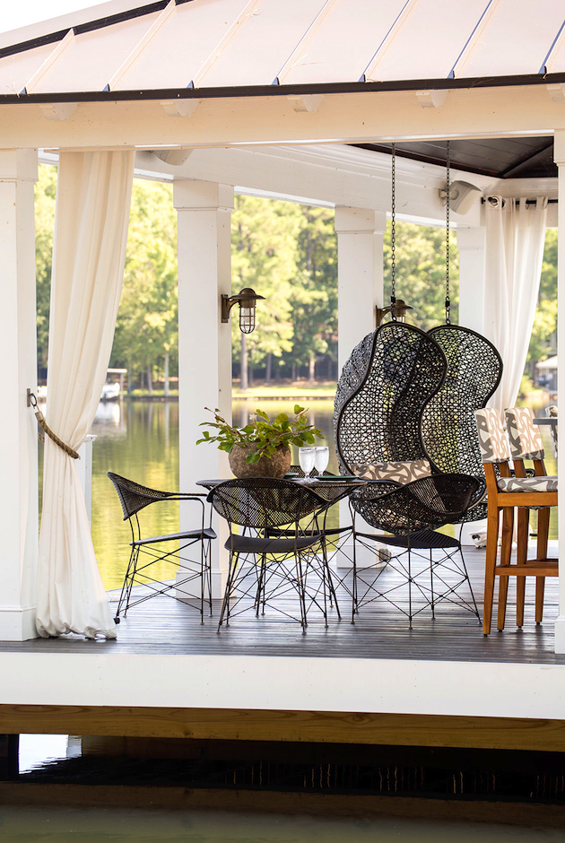 Savor Home: INTERIORS: THE PERFECT LAKESIDE PORCH...