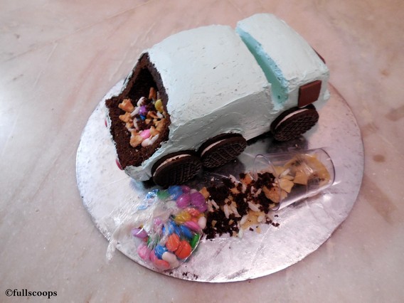 How to make a Garbage Truck Cake ~ Full Scoops - A food blog with easy ...