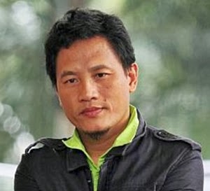 twenty2december™ : Rahmat (Mega) Lesap RM6,000 Ditipu 'Tuhan Harun'