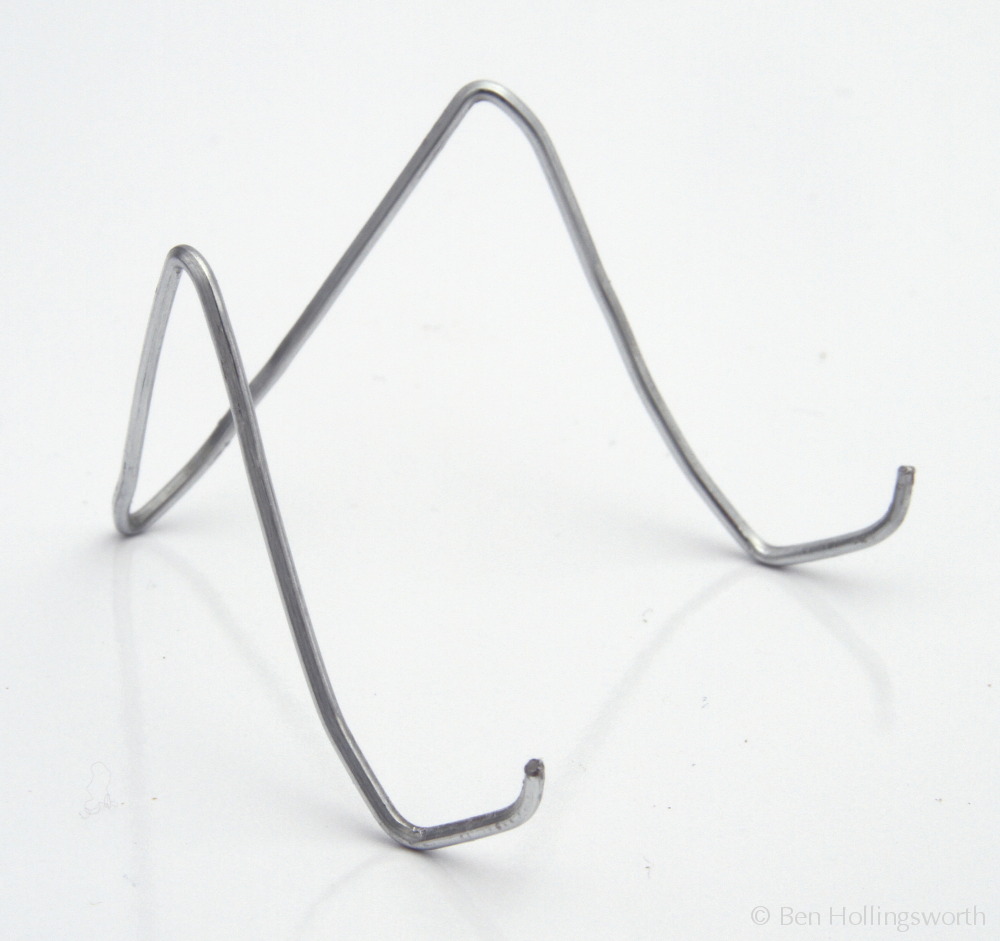 Prairie Rim Tech: Cheap, DIY cell phone kickstand