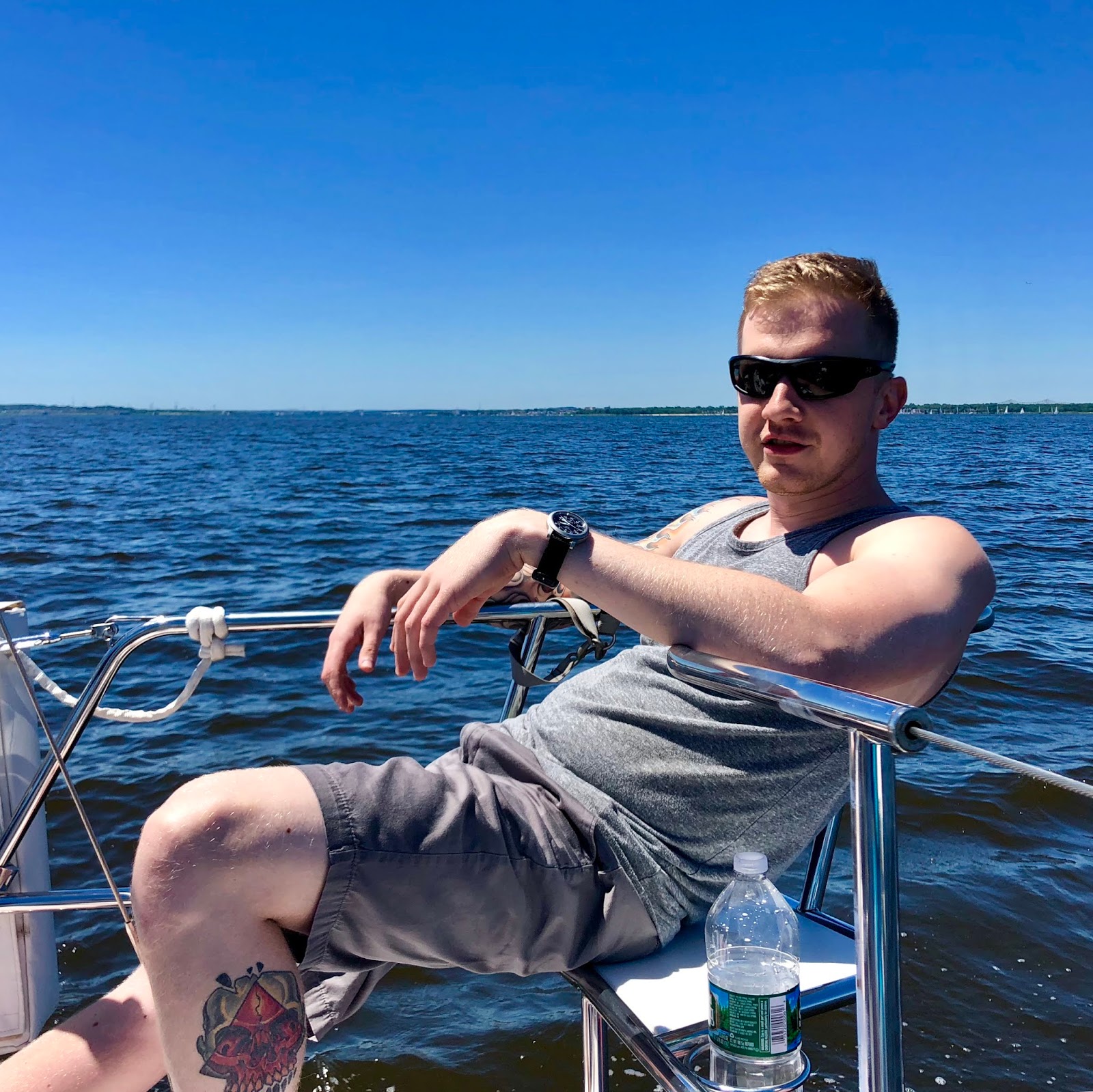 Sailing with George and Vicky: Sailing Topless - With a Pedicure???