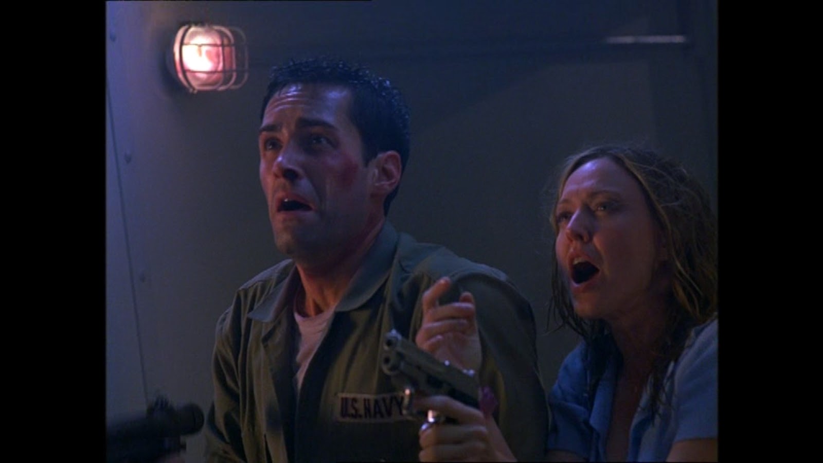 HORROR FOREVER: OŚMIORNICA / OCTOPUS (2000)