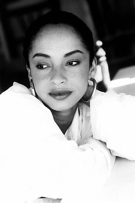 Сувенир: Sade Adu (Helen Folasade Adu)