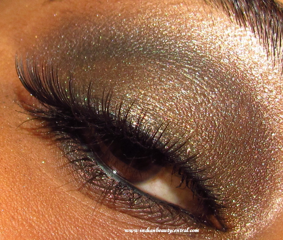 Indian Beauty Central: Dirty Martini Smokey green gold Eye makeup look