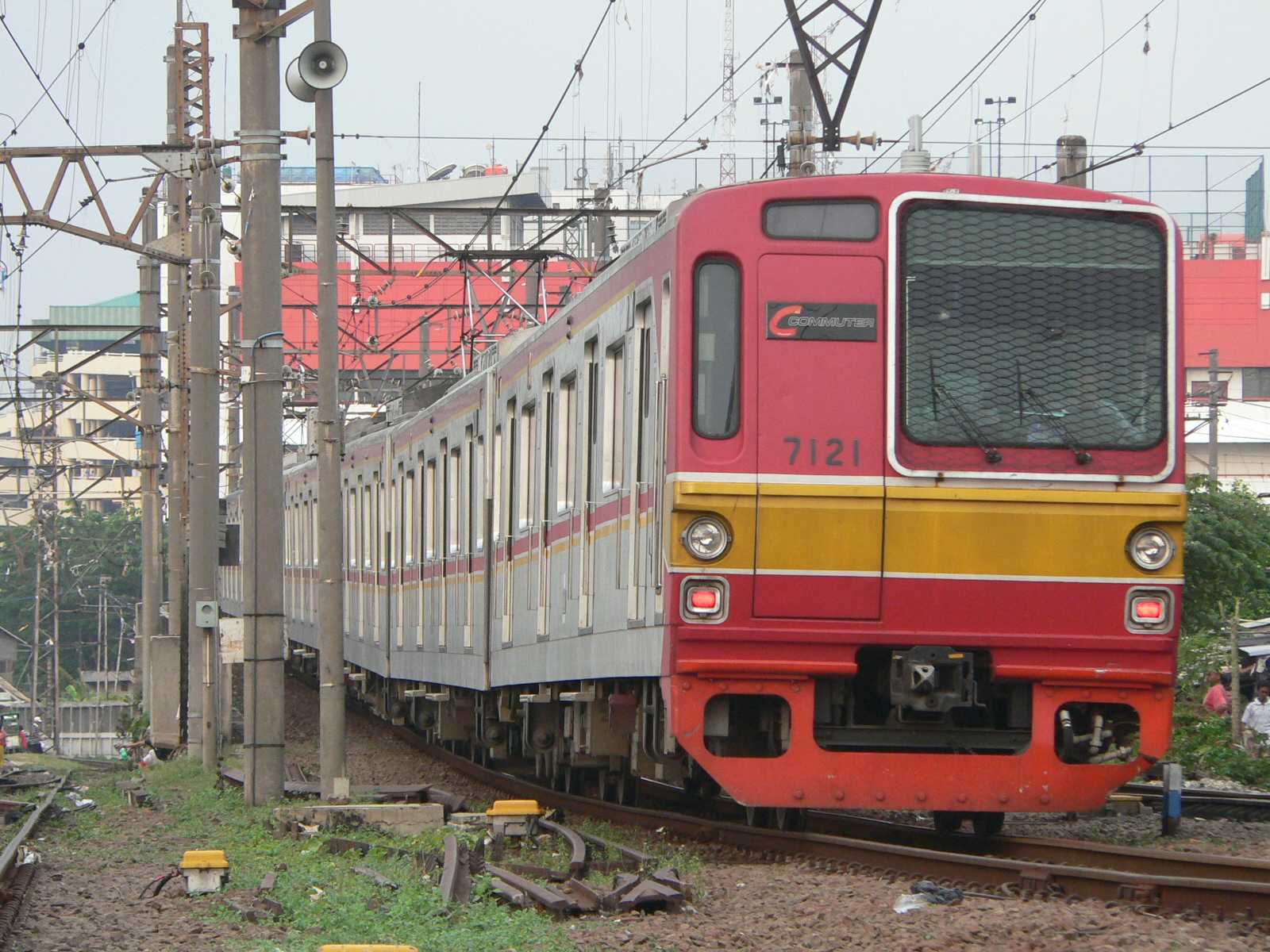 インドネシア鉄道ファン: さようなら Pakuan Express (1988 - 2011)