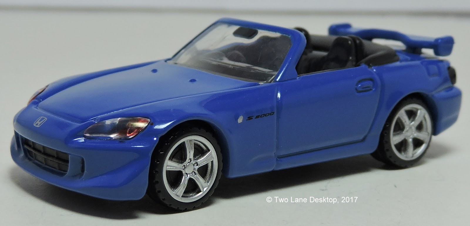 Tomica 2002 Nissan Skyline sedan and 2008 Honda S2000 Type S