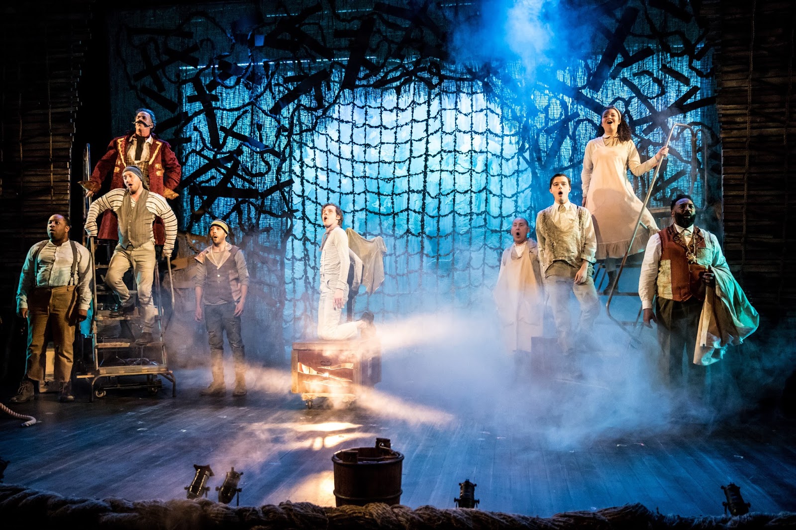 Peter And The Starcatchers Peter