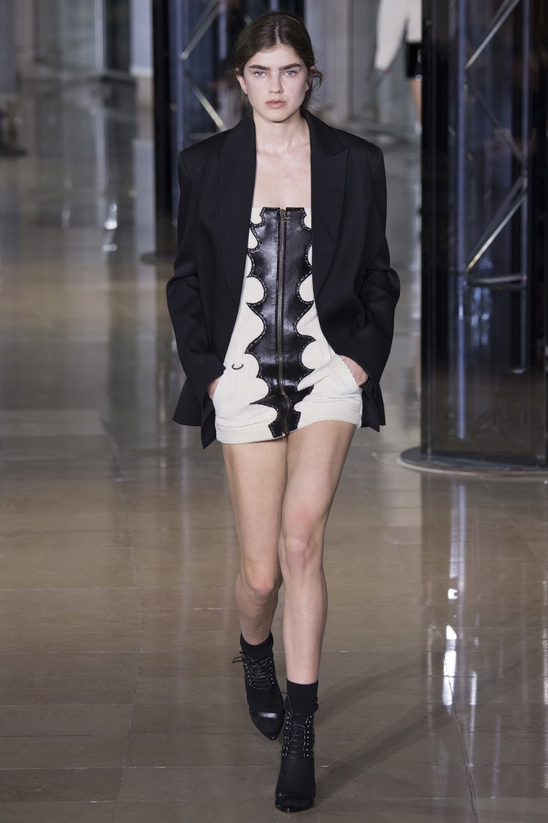 anthony vaccarello fall / winter 2016.17 paris | visual optimism ...