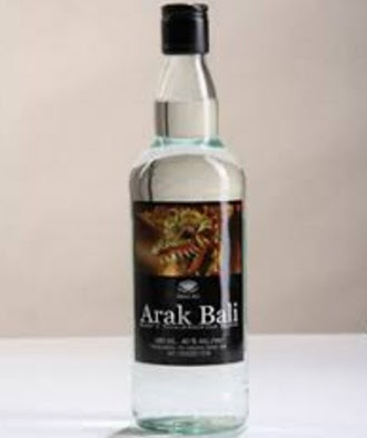 Arak, Minuman Khas Bali sebagai sarana upacara dan minuman yang banyak ...