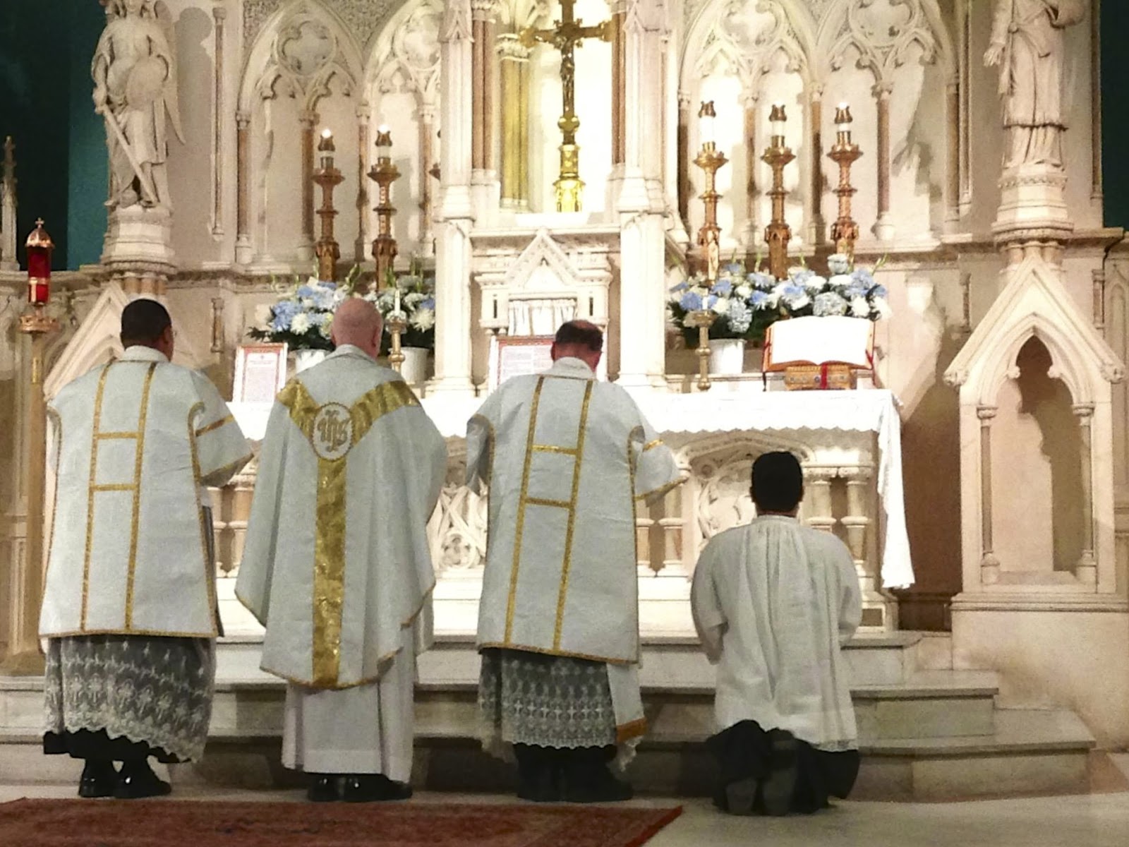 New Liturgical Movement: Solemn High Mass for the Feast of the ...