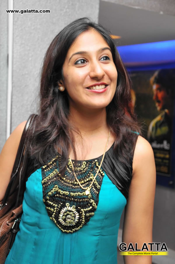 Shweta Mohan Indian Playback singer very hot and cute images | Free ...