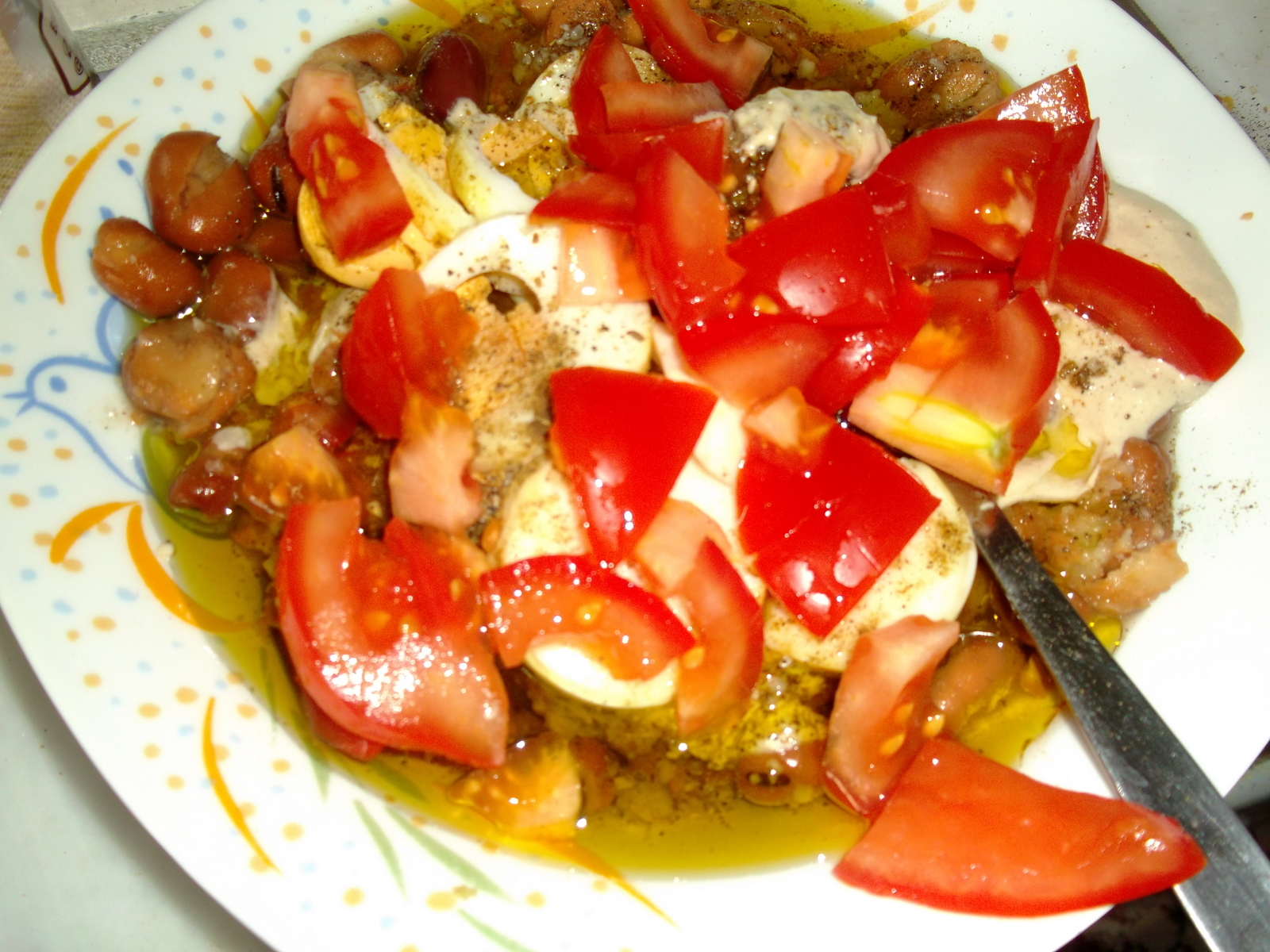 Egyptian Fool Medammess Beans With Tahini, Tomato / Lettuce Salad ...