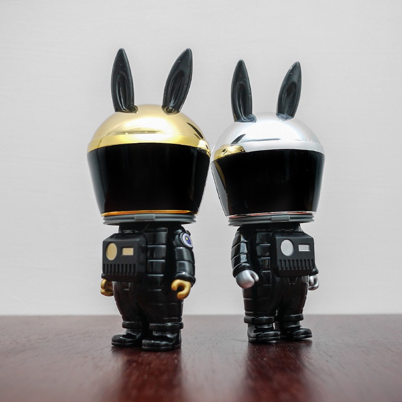 LABUBU ASTRONAUT GUY & THOMAS by Kaising Lung x How2Work