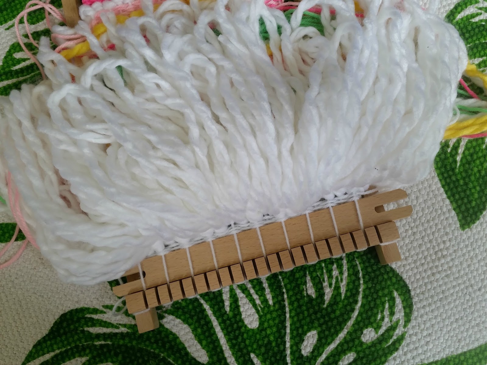 cupcake cutie: How to weave: Free step-by-step tutorial