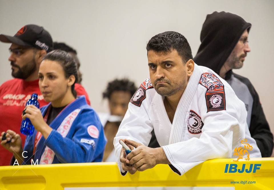 Blog do Olivar: REGIS CALIXTO: HISTÓRIA VIVA EM EVOLUÇÃO NO JIUJITSU.