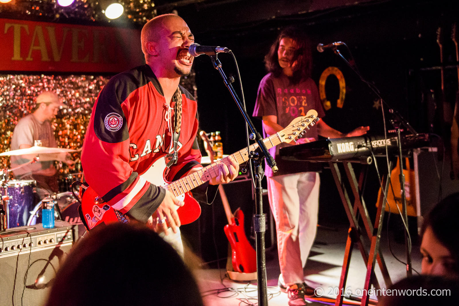 one in ten words: Bootleg Rascal at The Horseshoe Tavern - Concert Pictures