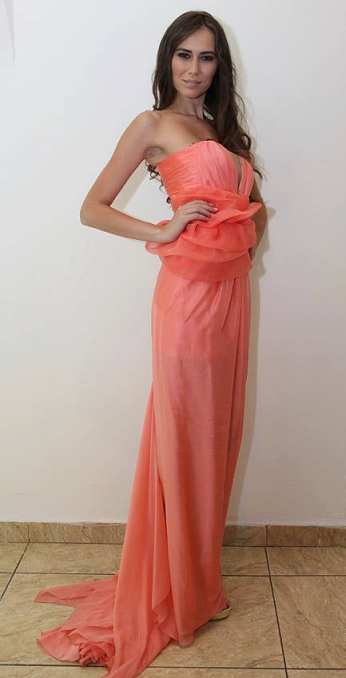 Wiki biografic Andreea Chiru Miss World Romania 2013 la 20 de ani - FOTO