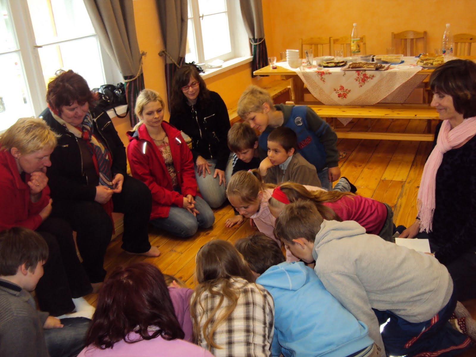 Urvaste Vallarahva Leht: Südamlik klassilõpu pidu