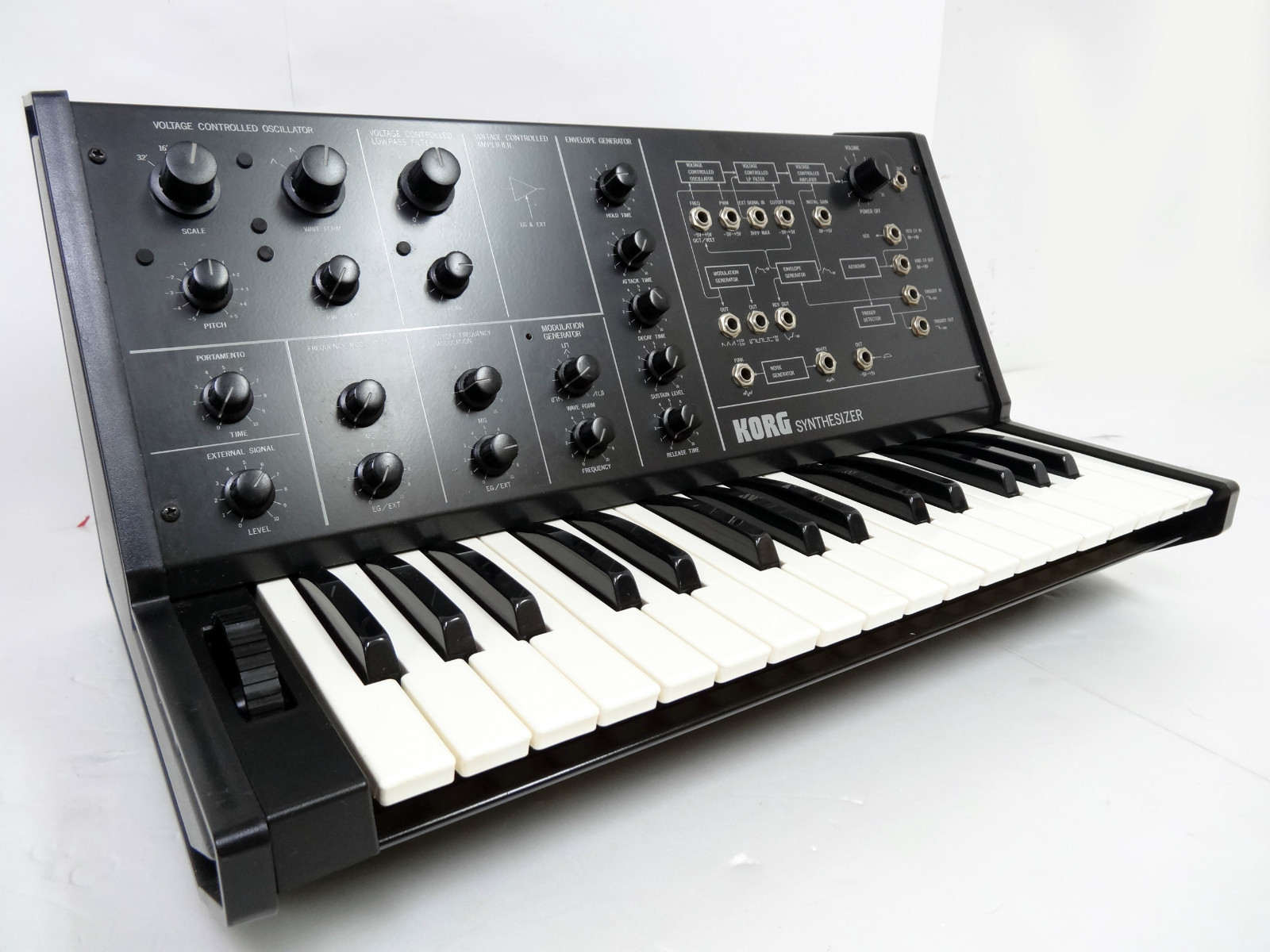 MATRIXSYNTH: KORG MS-10 Vintage Analog Semi-Modular Synthesizer SN 130653