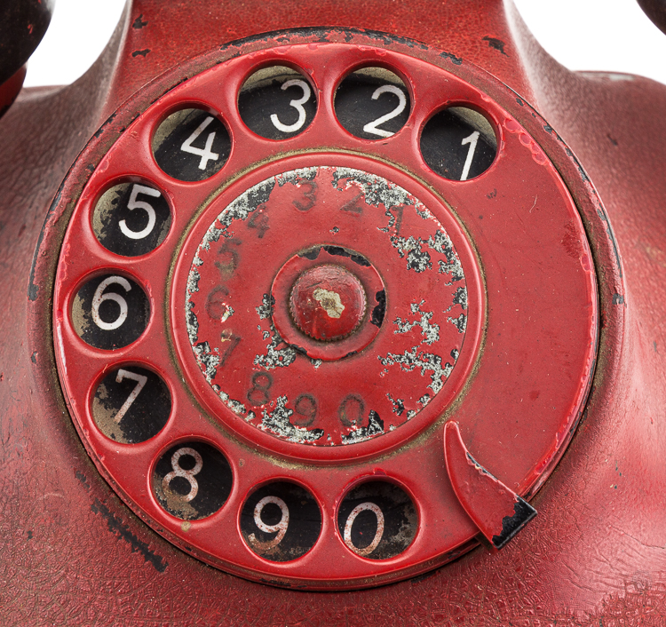 Adolf Hitler’s Personal Bunker Telephone Is Up For Auction! Will You ...