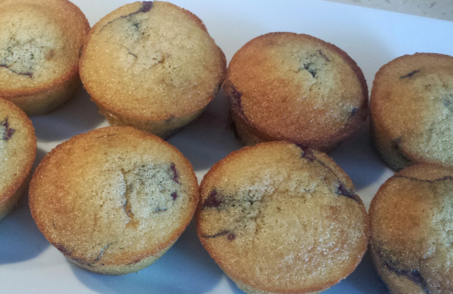 La p'tite cuisine de Val: Muffins aux fruits rouges