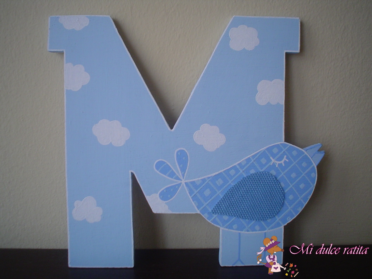 MI DULCE RATITA: LETRA MADERA "M"